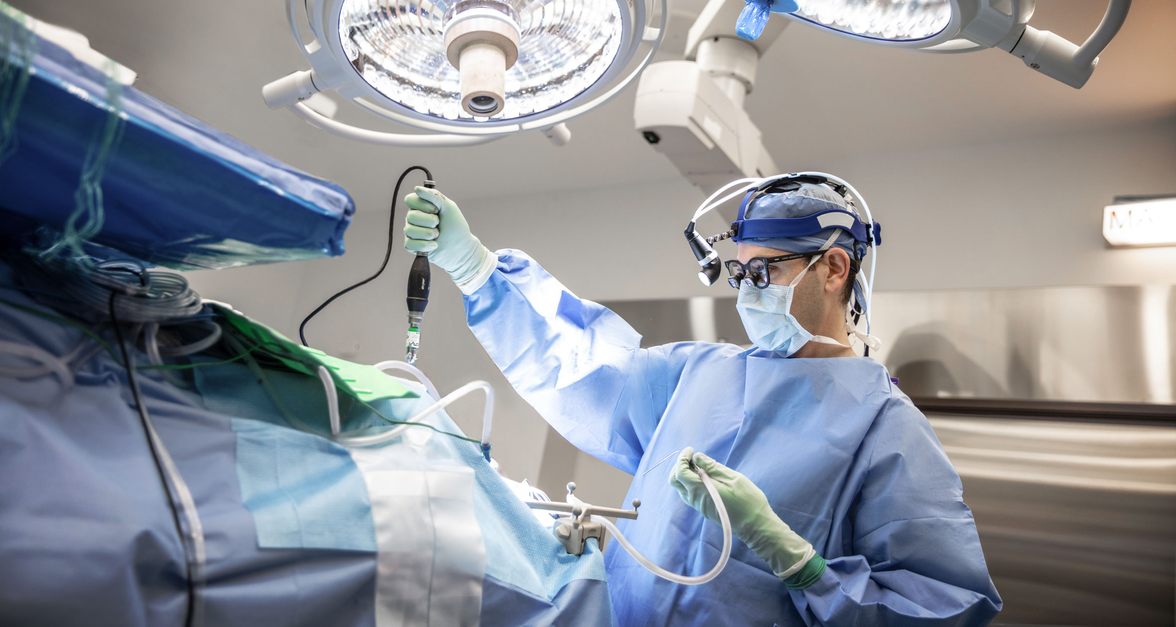 5-ALA-Guided Glioma Surgery Lights Up More than Tumor Tissue - NYU Langone Health Physician Focus